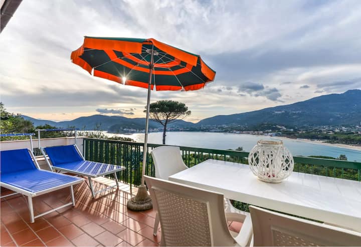 Casa Clara Terrazza Con Panorama Unico Sulla Baia - Marina di Campo