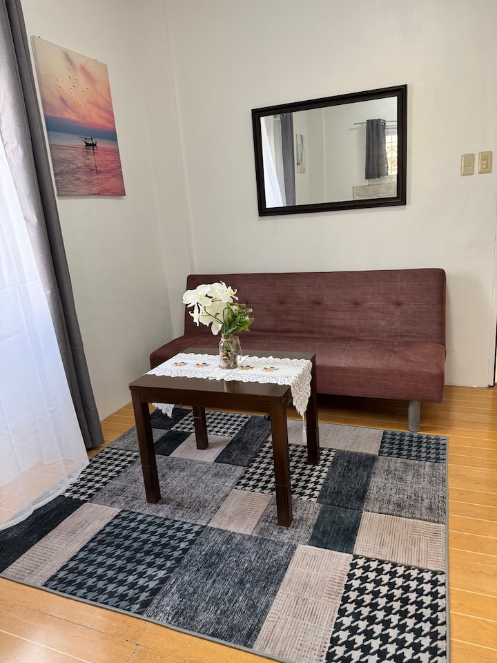 Budget Friendly, Cozy In City Unit 4 -