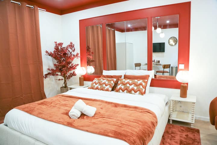 "L'écrin Rouge", Escapade Romantique & Spa Privé - Burdeos