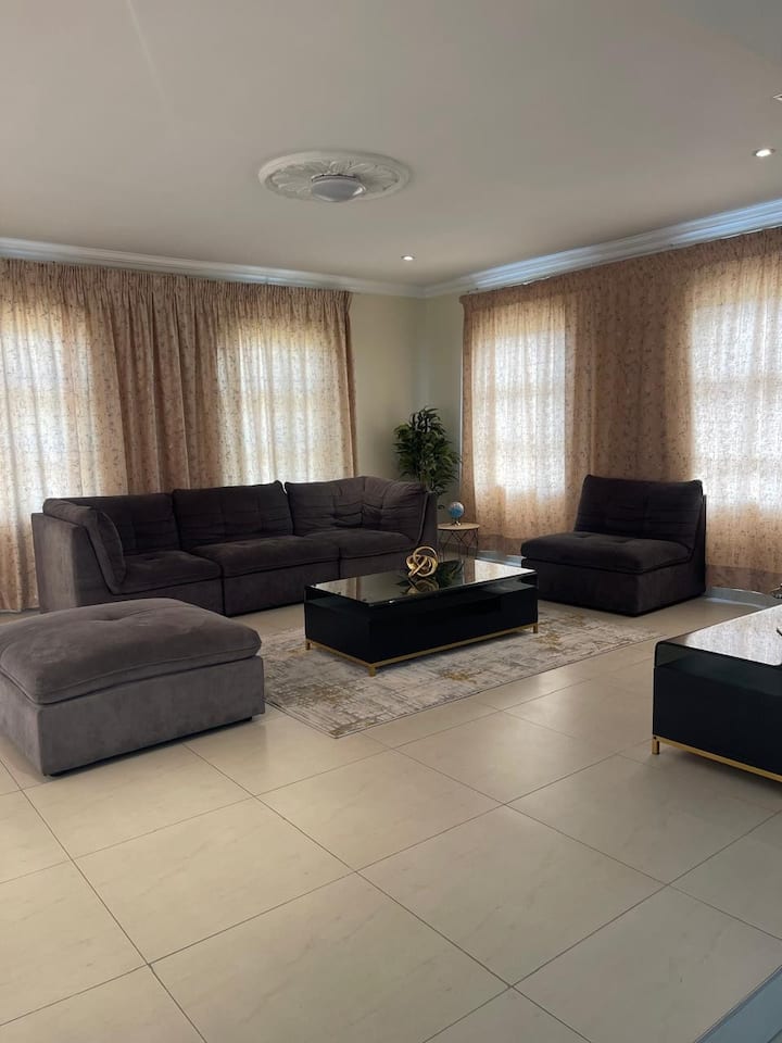 Mine_demure_stay Cation - Lanseria