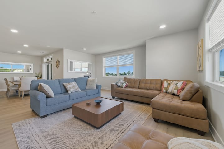 New Stunning 3 Br Penthouse Condo-dog Friendly - Rehoboth Beach, DE