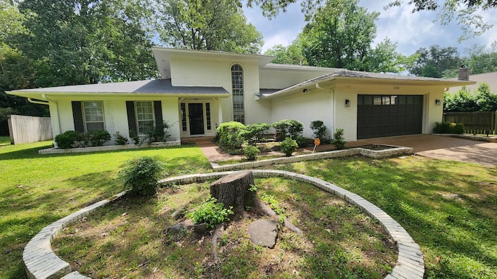 5 Br Escape- Stylish-private Pool - Lakeland, TN