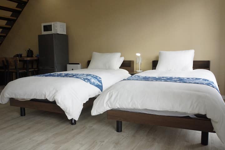 【新築】Niseko一戸建て3dk／6张单人床／無料駐車／スキー場7分 - Niseko