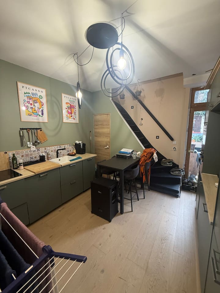 Maison Sur 3 éTages Proche Du Centre-ville - Lille