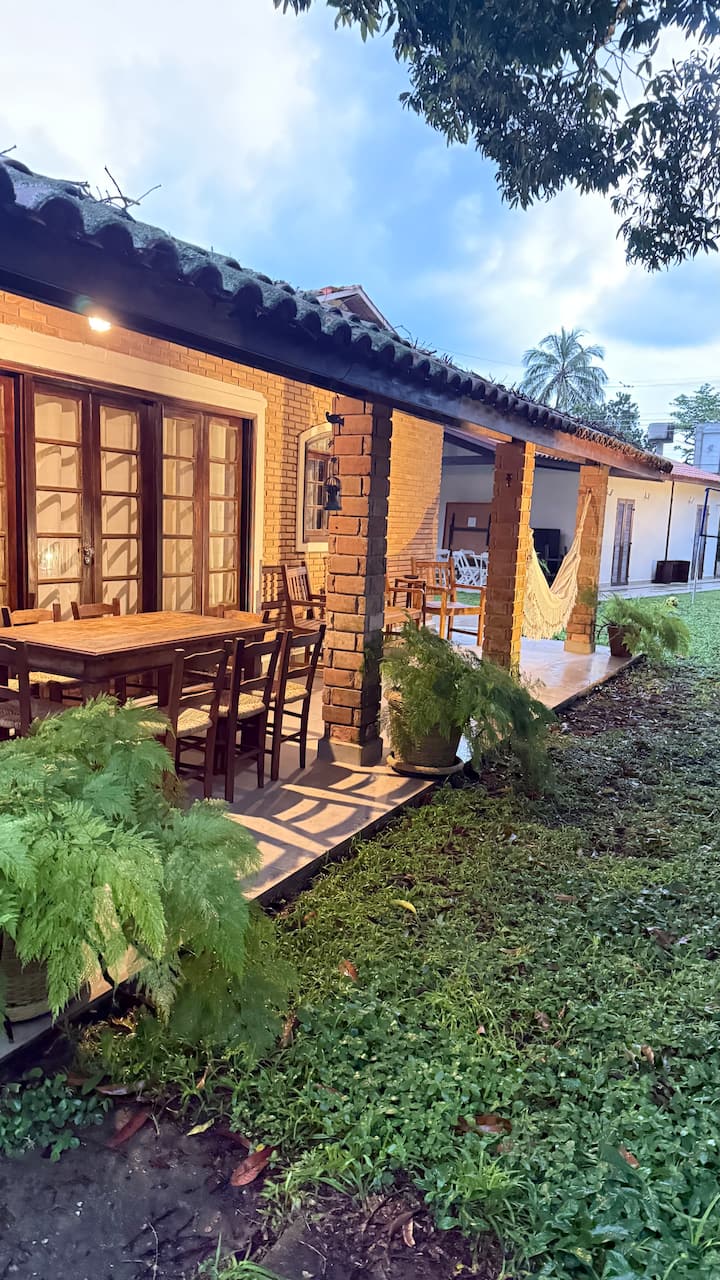Toque-toque Grande Cozy House - São Sebastião