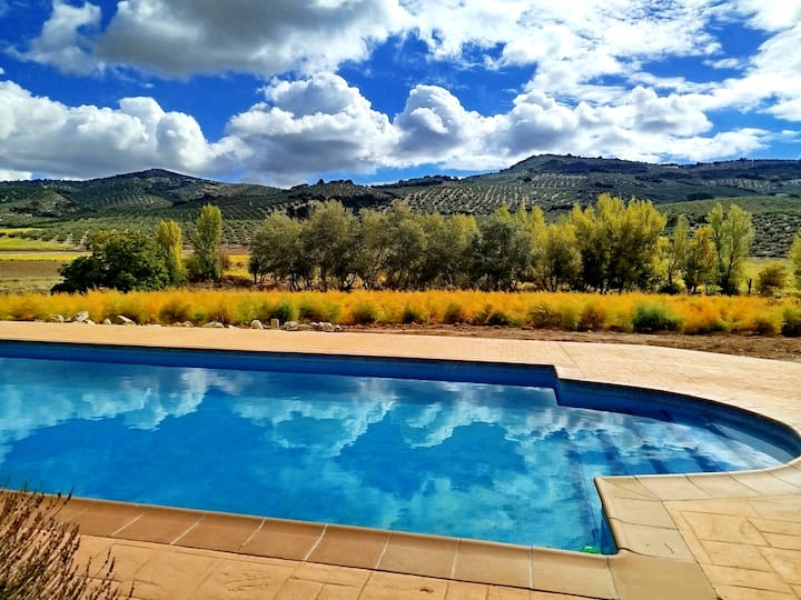 Cortijo El Buho - Montefrío