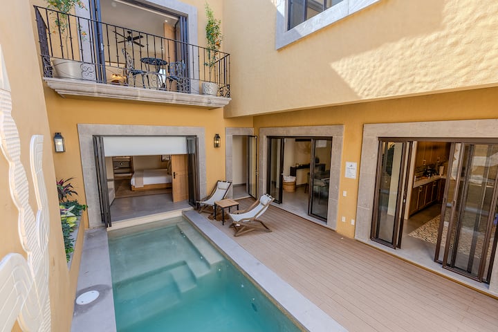 Designer Retreat In Centro Heated Pool & Views - San Miguel de Allende