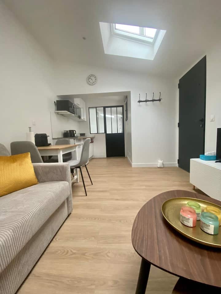 Charmant 2 Pieces Métro Mairie Des Lilas - Les Lilas