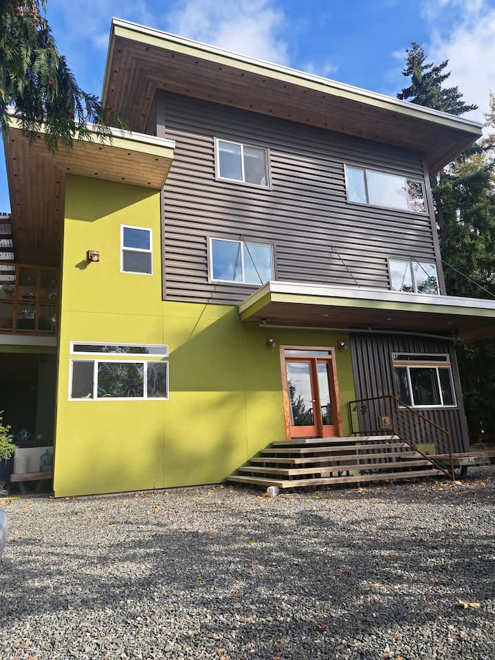 Big Beautiful Cozy House - Bellingham, WA