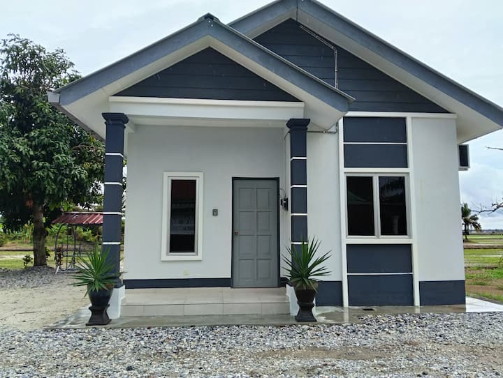 Fiemie Homestay Sungai Besar - Sungai Besar