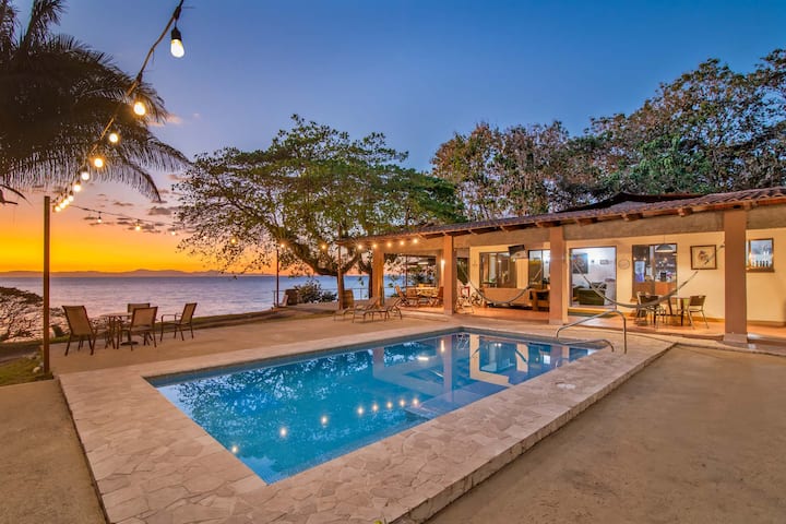 Hacienda Familiar Con Vista Al Mar 15 Min De Jacó - Costa Rica