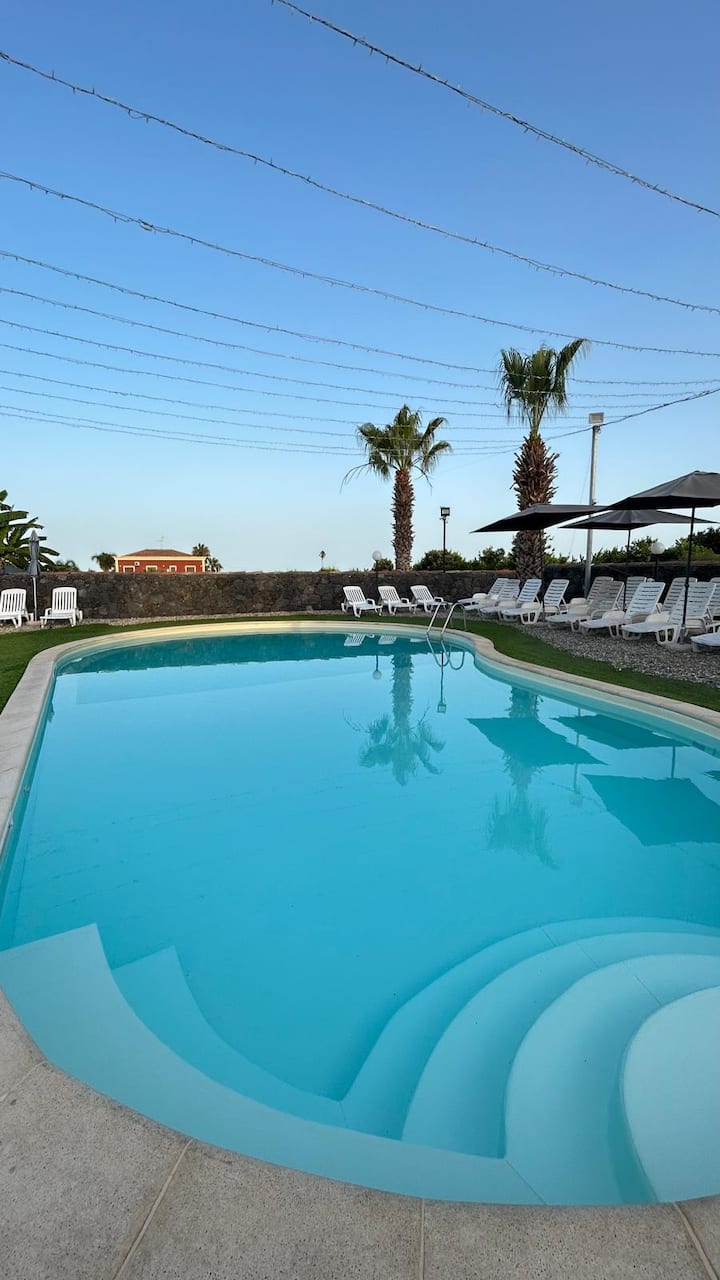 Villa Con Piscina E Posti Auto Privati - Giarre