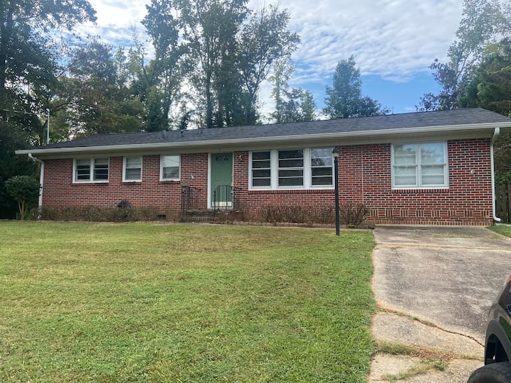 Downtown Delight - Newnan, GA