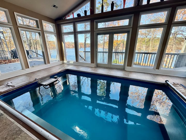 Lakefront, Indoor Pool, 4 Bdrm W/ Gym & Playroom - High Point, NC