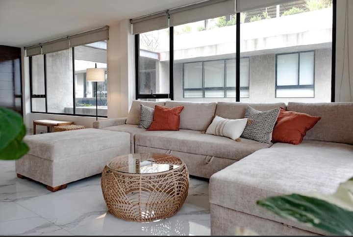 Penthouse Con Terraza Privada En Col. Americana - Guadalajara