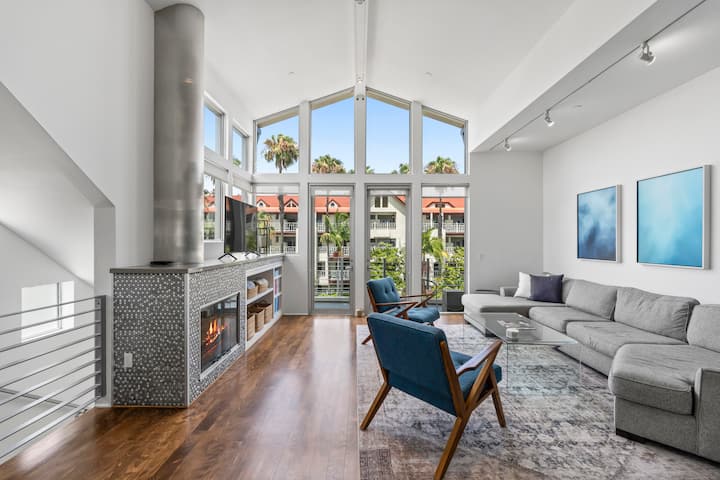 Bayside Retreat | Bay Views In Walkable Coronado - Coronado Island, CA