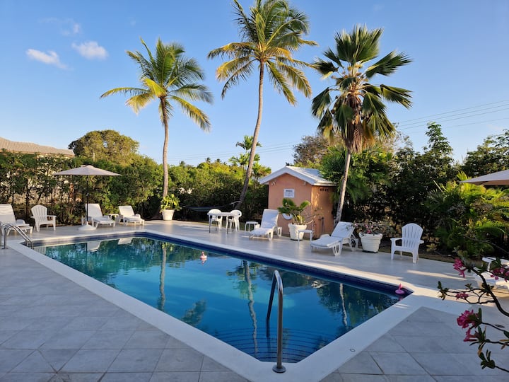 Loopen B At 10 Golf Club Rd - Barbados