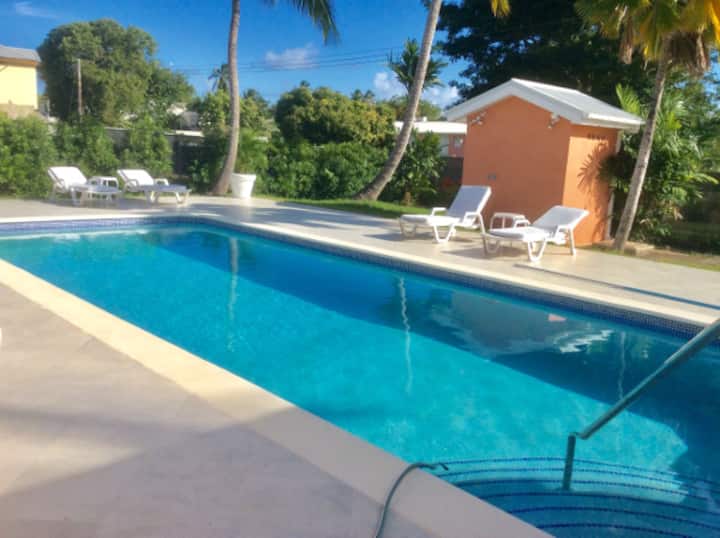 Loopen At 10 Golf Club Rd - Bridgetown