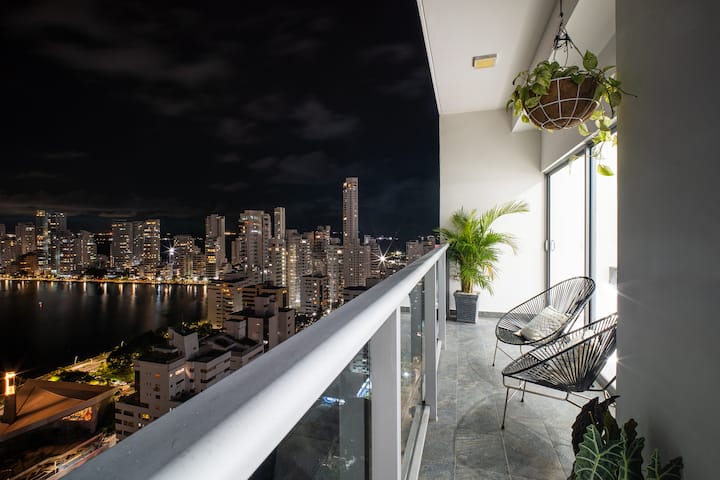 Luxury-ocean View Apartment In Bocagrande - Cartagena