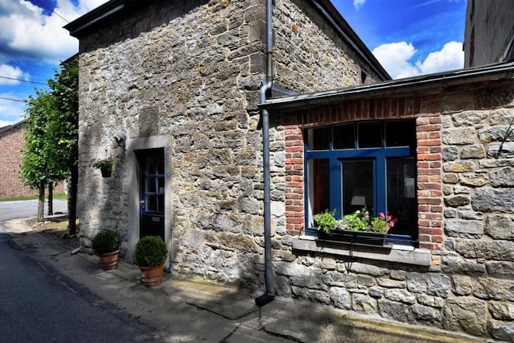 L'ancien Tribunal-gîte 7pers à Durbuy Au Calme - Durbuy