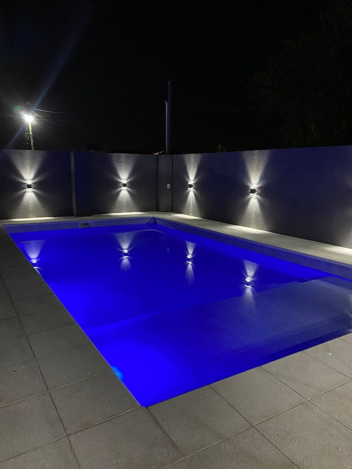 Salon De Fiestas - San Vicente, Argentina