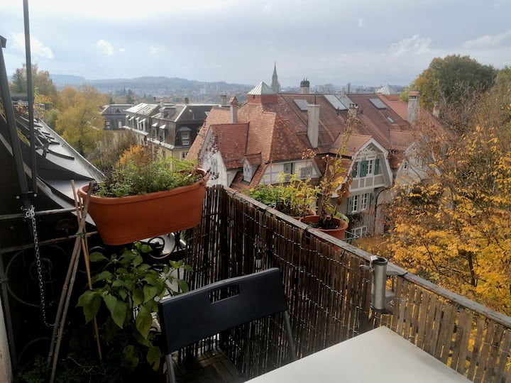Quiet Neighbourhood – Balcony With City Views - Bern