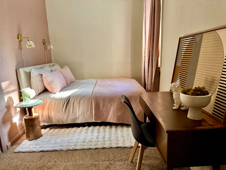 Cozy 1br Ohio City Cle: Parking, Coffee Bar, Wifi - Cleveland