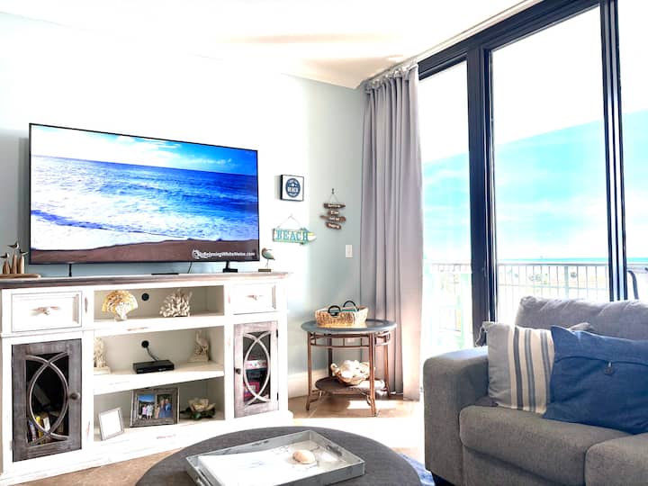 Gulf Front Retreat! Pools/hot Tub/gym/tennis! - Dauphin Island, AL