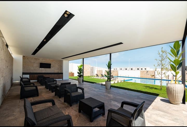 Descanso, Estilo Y Comodidad En Un Solo Lugar. - Durango