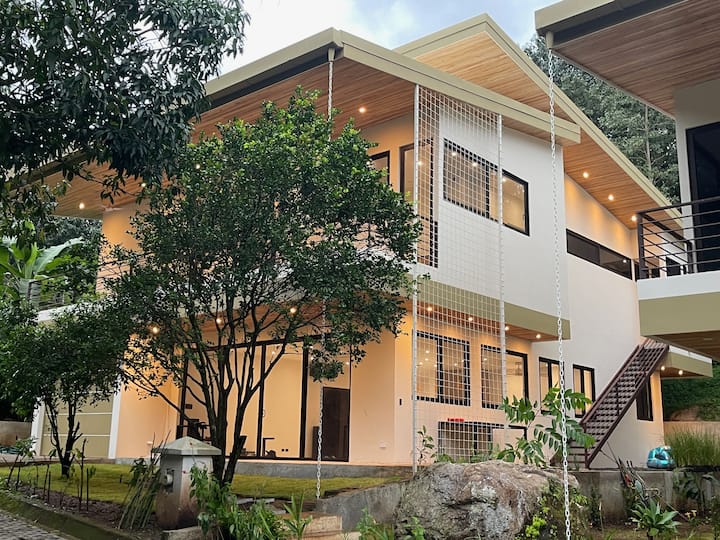 Casa Colibri Modern 4br La Ecovilla Lev Retreat - Orotina