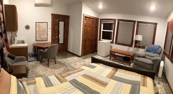 Private Room In Family Home 15 Mins North Of Btown - Brown County, IN