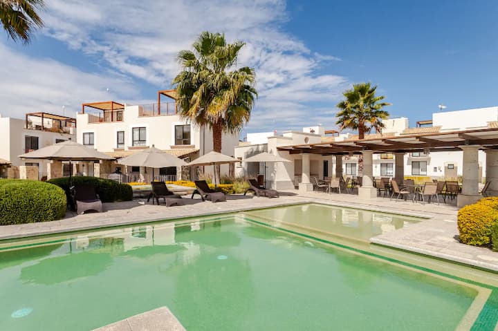 Casa Evoka Ii · Terraza Con Hamaca + Asador - Querétaro