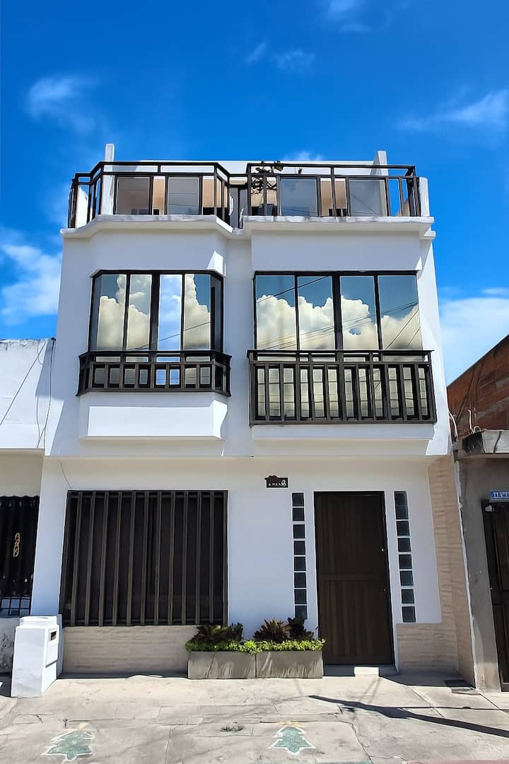 Casa Equipada Con Comodidades En Yumbo - La Cumbre