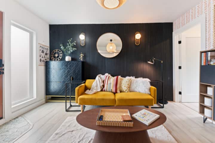 Coastal Newly Renovated, Pet Friendly, With Patio - Coos Bay, OR