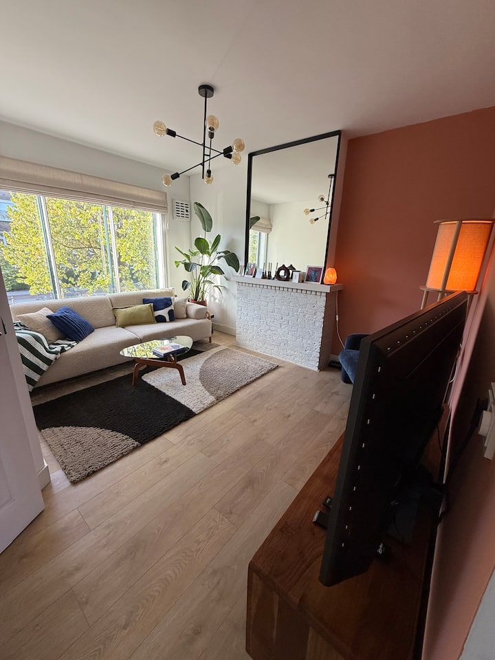 Warm & Licht Appartement Met Balkon - Utrecht