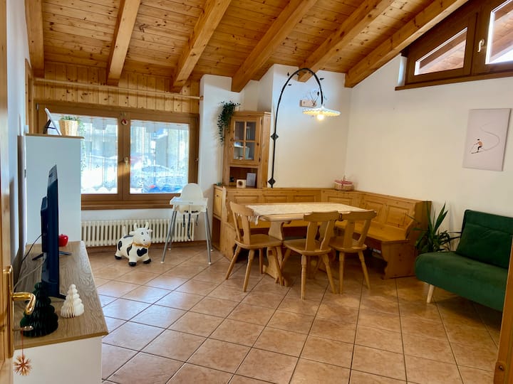 Maso Ginevra Con Vista Mozzafiato E Garage Privato - Pejo