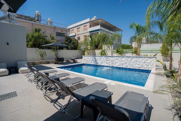 Raise Cityscape Limassol Suite 2 - Limassol