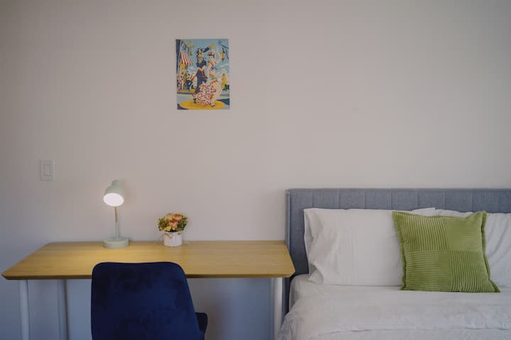 Private Studio With Separate Entrance & Bath - Mountain View, CA