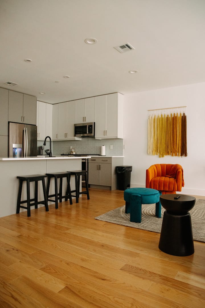 Rooftop | Free Street Parking | 15 Min To Nyc! - Hoboken, NJ