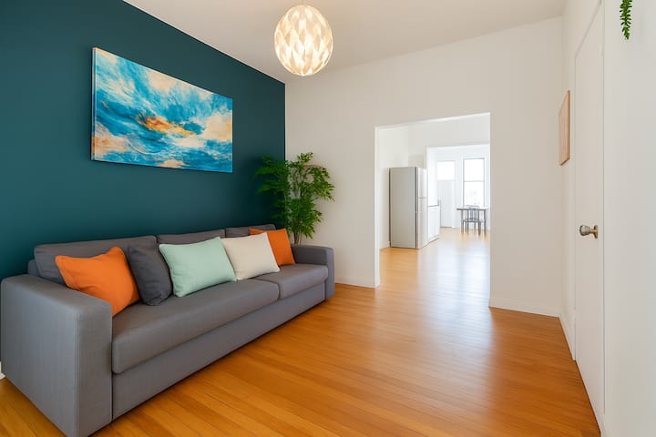 3‑bed Apt: Steps From Washington St - Brooklyn, NY