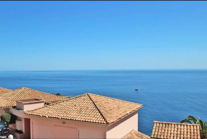 Appartement 2 Pièces à Deux Pas De Monaco - Cap-d'Ail