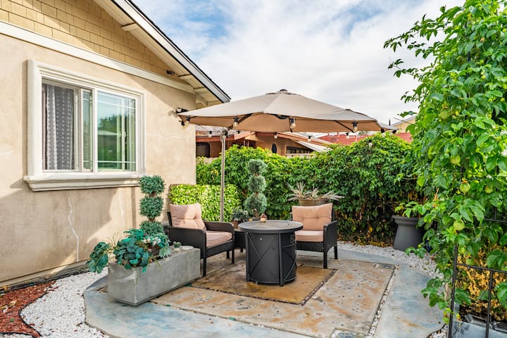 Luxury Bright 2b Flat Home Near Caltech&huntington - パサデナ, CA