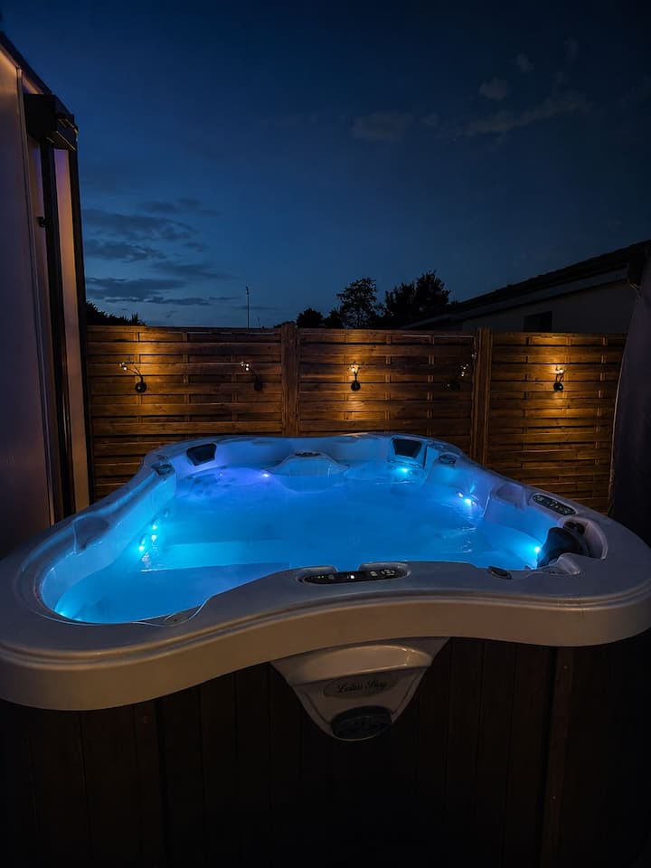 Le Nid Secret- Suite Romantique Avec Spa Privatif - Audenge