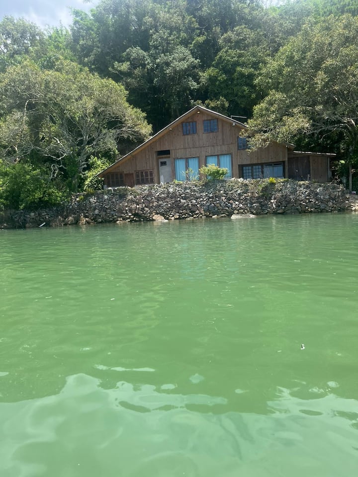 Casa Frente Ao Mar Em Palhoça/privativa - Palhoça