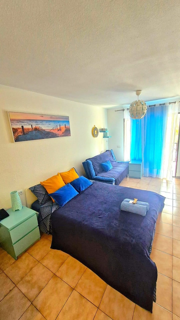Modern Studio In Los Cristianos(heated Large Pool) - Tenerife