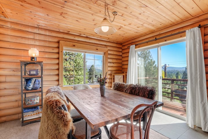 Cozy 2br Log Cabin/fireplace/mnt Views/ski Resorts - Truckee, CA