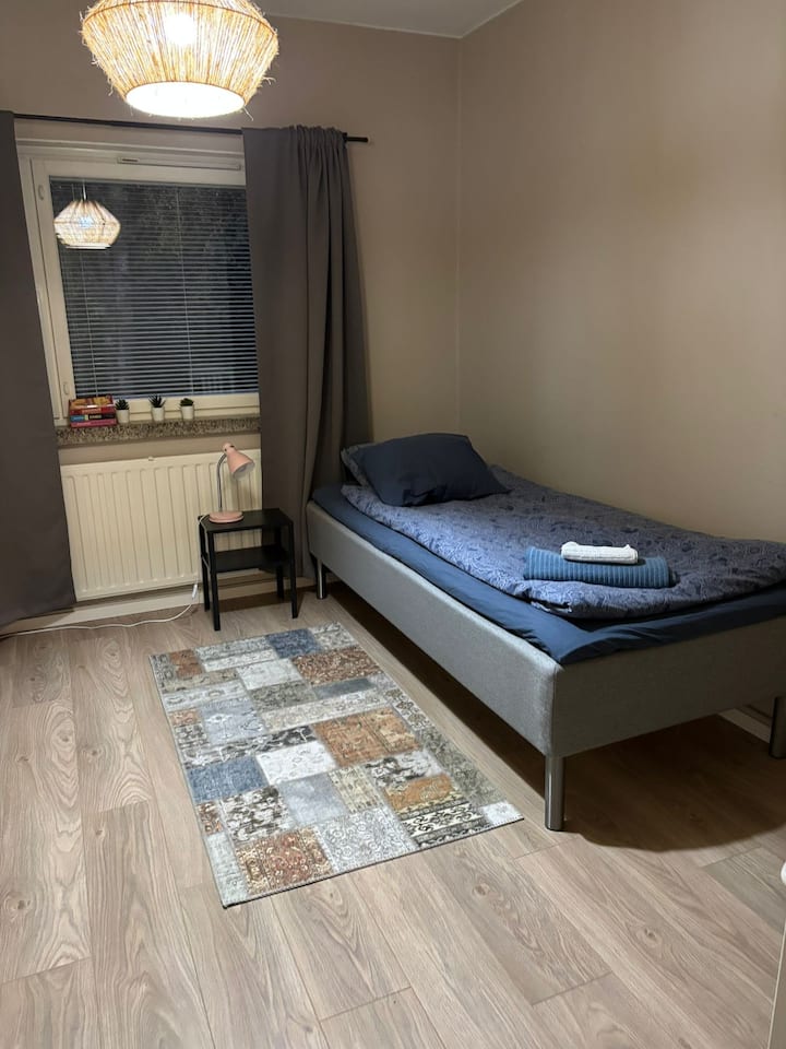 Sally - Apartment 24/7 Check-in With Free Parking - Vaasa