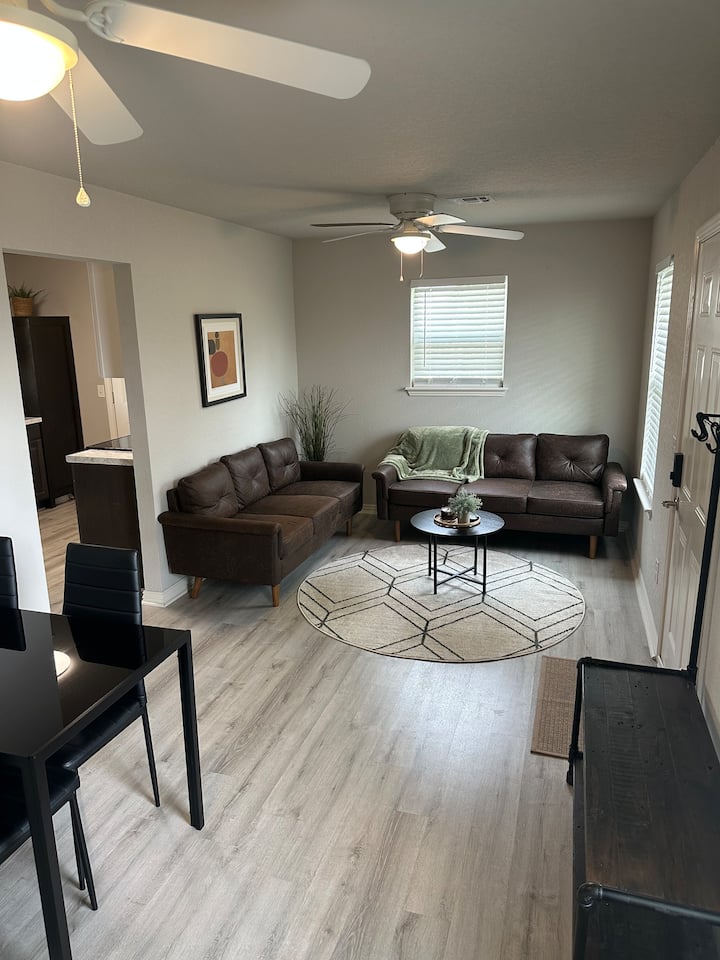 Private Cozy 2br House Near Walmart Amp And Mall - Lowell, AR