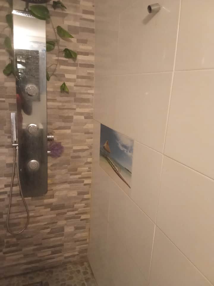 Chambre Sur Fort-de-france

Dormitorio En Fdf - Fort-de-France