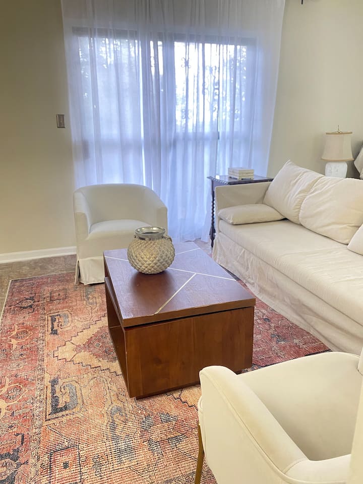 Peaceful Stay Minutes To Uab & Downtown - Birmingham, AL